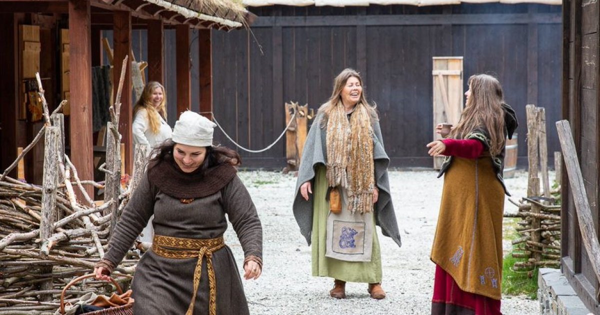 Bootsfahrt Nærøyfjord & Wikinger / Authentic Scandinavia